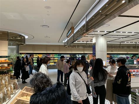 인천 최대 최초 최고 모두 노렸다…롯데백화점 승부수 한국경제