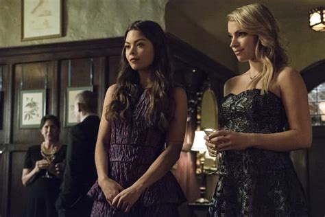 Nora And Mary Louise Look Nice The Vampire Diaries Season 7 Episode 6