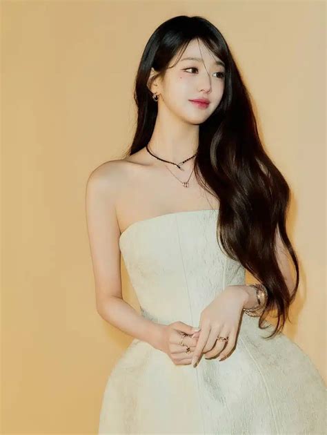 사진작가가 찍은 장원영 팬플러스 커뮤니티