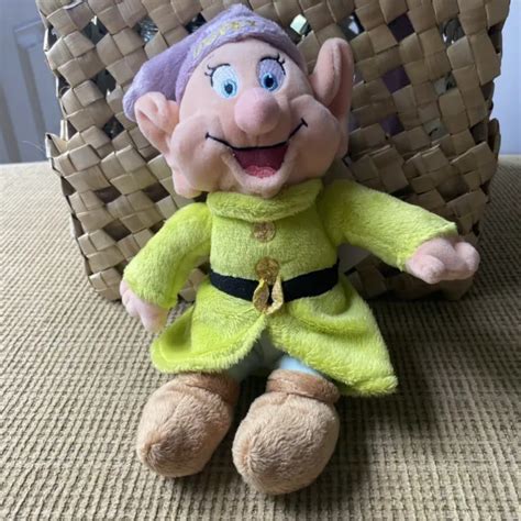 Disney Store Mini Bean Bag Dopey Snow White And Seven Dwarfs Plush With