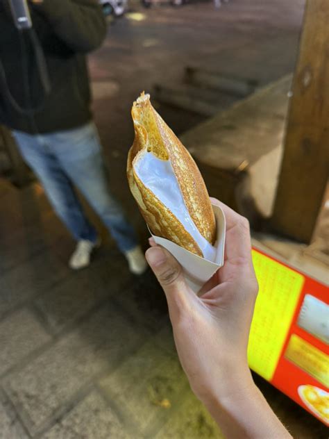 查理不朗妮 查理不朗妮 Added A New Photo