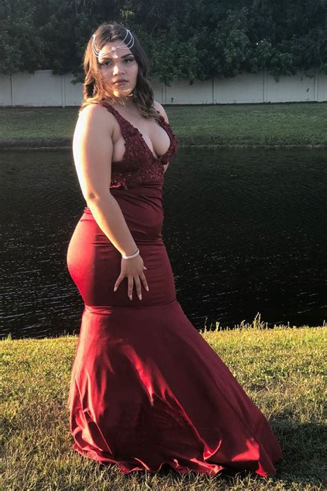 Burgundy Sleeveless Lace Plus Size Prom Dresses Angrila