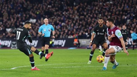 ليفربول يتقدم بثلاثية أمام وست هام في الشوط الأول بالدوري الإنجليزي