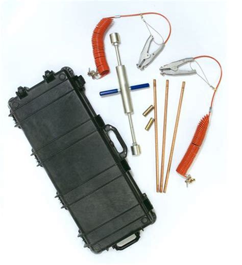 Le Erk1 Mobile Static Grounding Kit — Lind Equipment