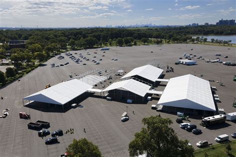 Nyc Relocating Migrant Tent City To Randalls Island