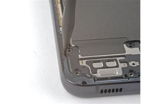 Step 6 Remove The Volume Speakers 2 Driveby Smart Phone Repairs