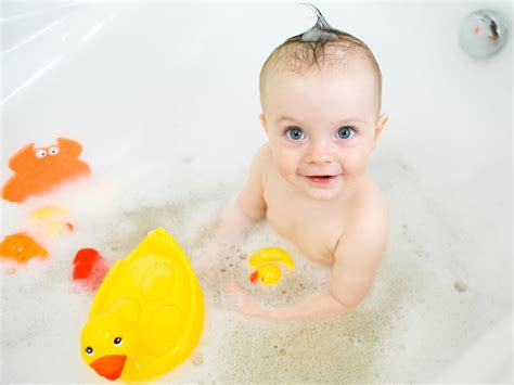 Quels Jouets De Bain Pour Bébé
