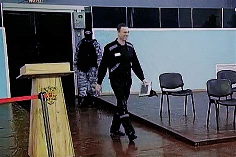 «Не сдавайтесь Каким мы запомним Алексея Навального Фотографии — Новая газета Европа