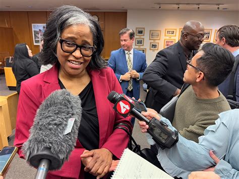 Ursula Jones Dickson Becomes Alameda Countys New Da
