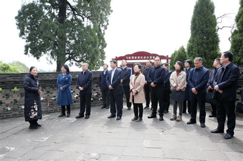 省人大常委会教科文卫工委在我市开展文物保护和职业教育改革发展调研工作刘锋前往