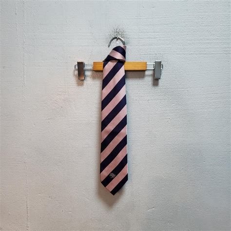 니나리치 핸드메이드 실크 100 사선 넥타이 세컨웨어