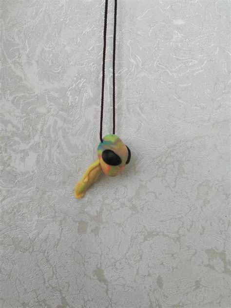 Незвичайний кулон — ціна 70 грн у каталозі Кулони Купити аксесуари за доступною ціною на Шафі