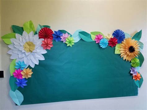 Flower Design For Bulletin Board