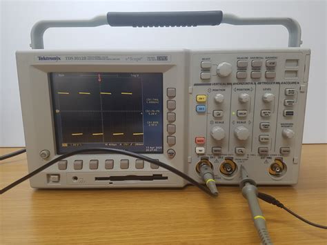 소리전자 Tektronix Tds 3012b Digital Phosphor Oscilloscope 오실로스코프 2ch 100mhz 1 25gs S