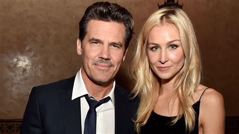 Josh Brolin Is Engaged To Ex Assistant