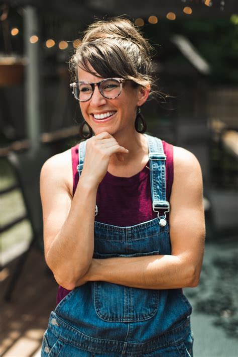 Meet Danielle Dinger Canvasrebel Magazine