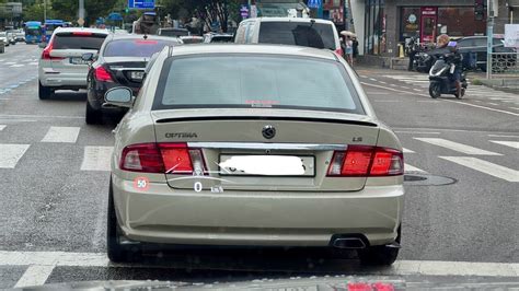 길에서 본 이쁜 옵티마 자동차 에펨코리아