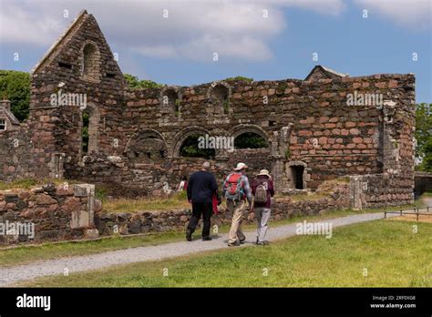 Isle Of Iona Scotland Uk 6 June 2023 Tourists Visiting The Iona