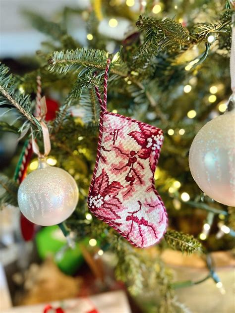 Needlepoint Christmas Ornaments Nan Philip