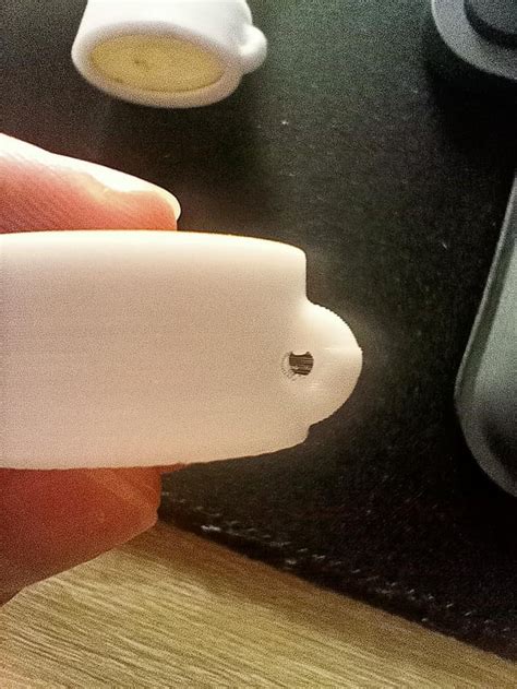 Buldging Artifacts On Loop Holes Rbambulab