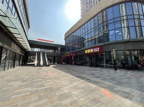 【13图】临街商铺 纯一楼 送车位 半年免租期 房租6毛起 绿地西客站济南槐荫西客站商铺租售生意转让出租 济南58同城