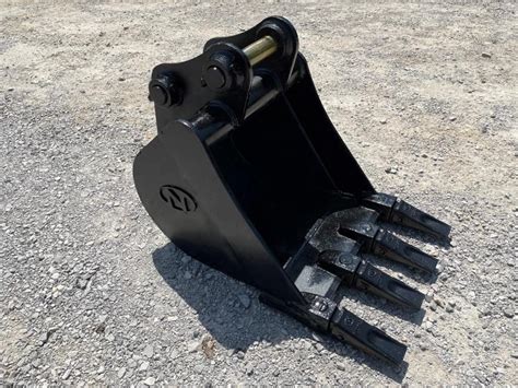 18 Excavator Digging Bucket 40mm Pin Newman Tractor