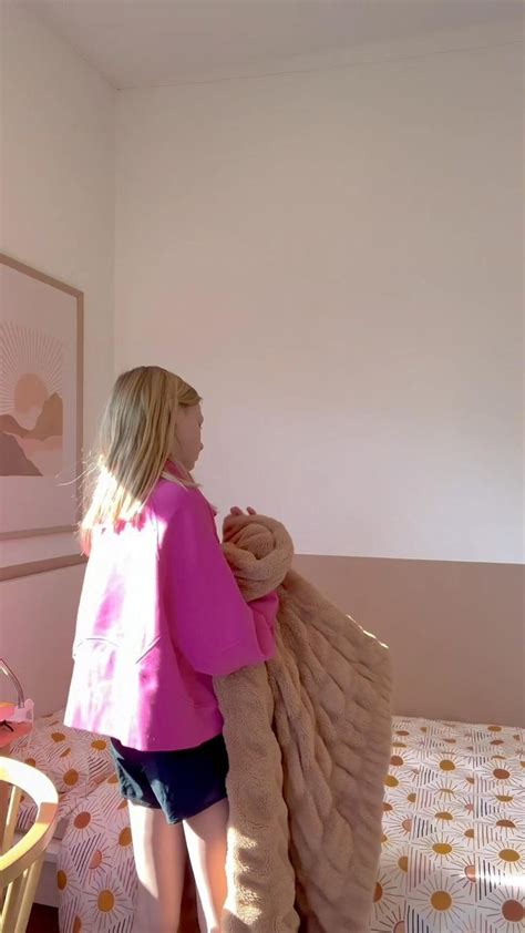 Taylor Swift Preppy Tiktoks Clean My Room With Me Filmsbysisi