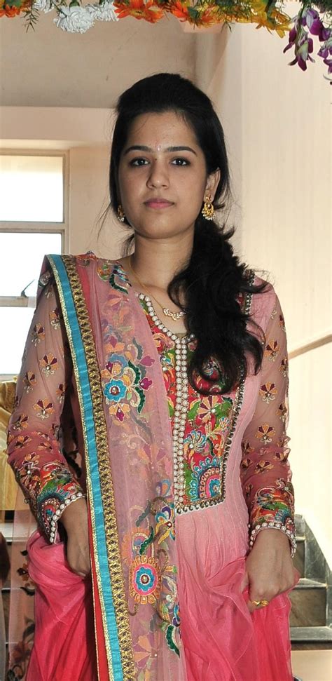 Bandita Arya R Prettygirls