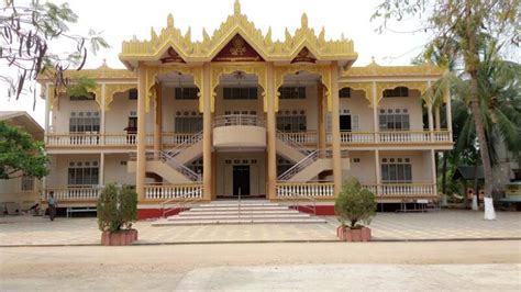 မဟာအတုလဝေယံဘုံသာ တိပိဋကရွှေပါရမီကျောင်းတော်၊ မင်္ဂလာဒုံမြို့၊ ရှမ်းစုရပ