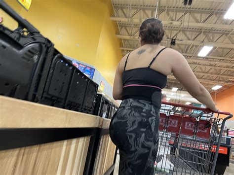 Big Booty In Yoga Pants Spandex Leggings And Yoga Pants Forum