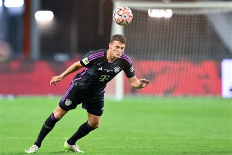 Fabrizio Romano Manchester United Suffer Transfer Blow As Arsenal Enter Race For Top Defensive