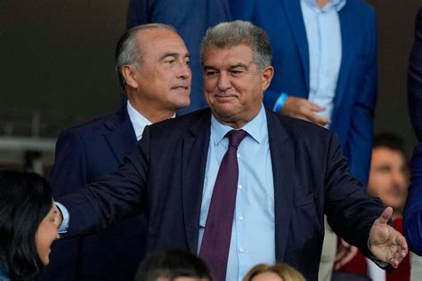 Laporta Renegocia De Nuevo La Salida A Bolsa De Barça Media Para Salvar