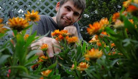 Program Memperkenalkan Tumbuhan Pada Siswa Tunanetra