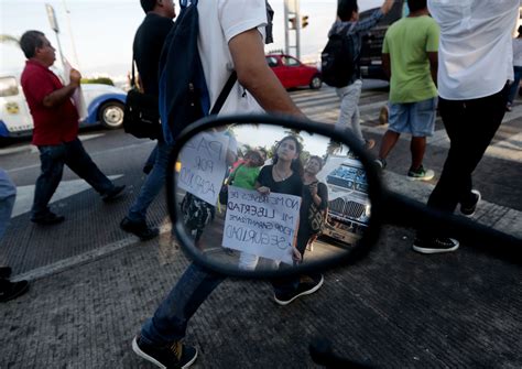 Violencia e inseguridad en México son las causas del desplazamiento