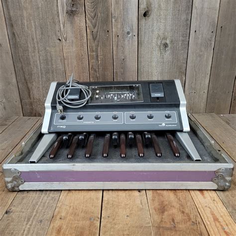 Moog Taurus Analog Bass Synth Pedal And Tone Generator Keyboards