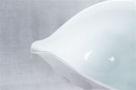 阿波良品 Awa rdとくしま 白磁面取片口