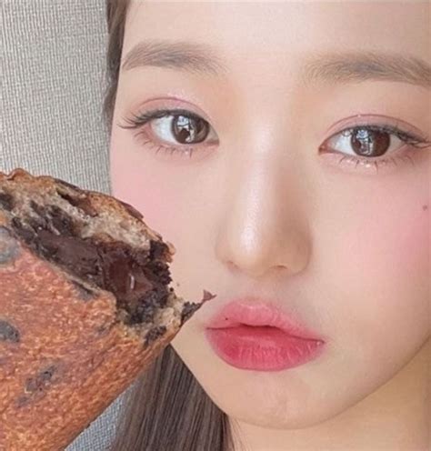 시술 수술 질문 쌍수 세미아웃 강남언니 1등 성형수술and피부시술 정보앱