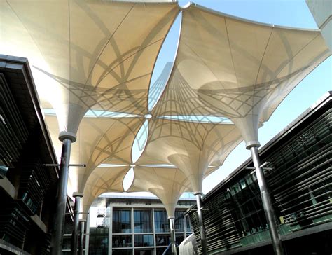 Hire Event Staff To Erect A Tensile Structure For Your Tech Expo