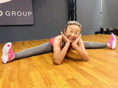 励志健身红遍全网，近百岁健身奶奶挺进国内短视频赛道 界面新闻