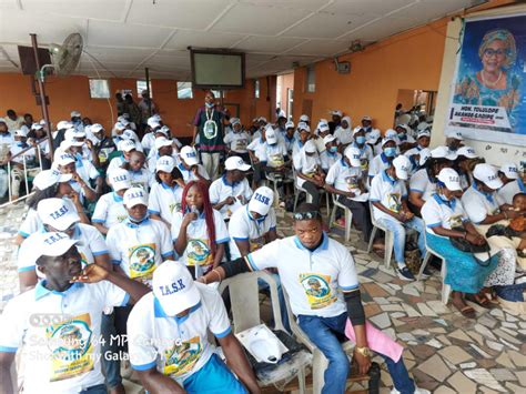 Oyo Lawmaker Akande Sadipe Empowers Constituents With Over N300m