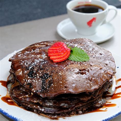 Brunchloveaffair Mamafoofoobrunch Chocolatesauce Maplesyrup Pancakes Ilovechocolate