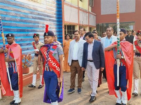 Marathon Race Exploration Magazine Released On Youth Day In Kendriya