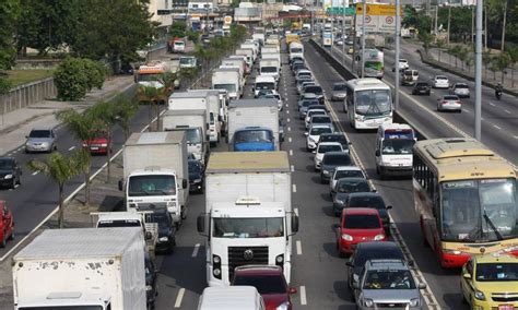 Acidentes Complicam O Trânsito Em Diversos Pontos Do Rio Jornal O Globo