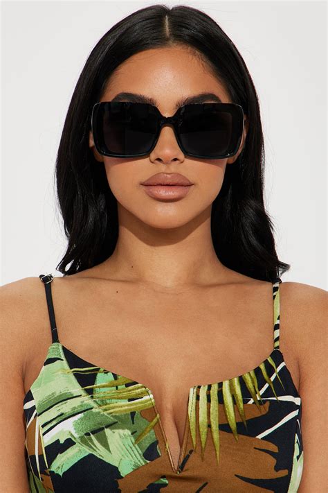Cruising The Block Sunglasses Black Fashion Nova Sunglasses