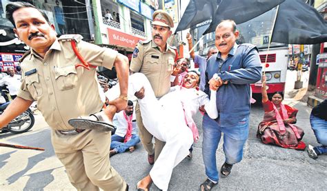 Brs Stages Protests Across Telangana Against Kavithas Arrest Telangana