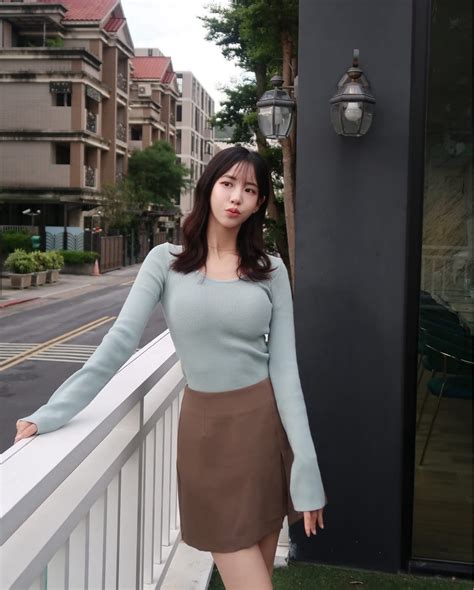 正妹 何紫妍 Ptt表特板