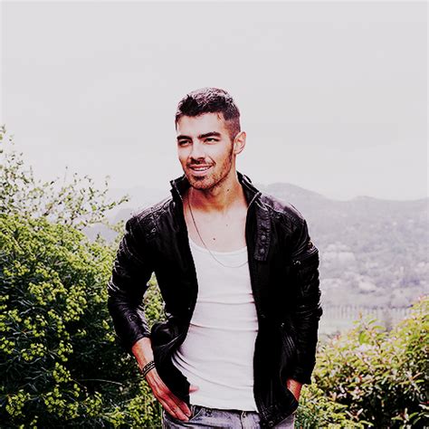 Joe Jonas The Tables Have Turned Hot Guys Hot Men Jonas Brothers