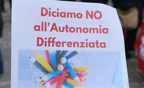 Autonomia Il PD Presenta A Lamezia La Proposta Di Referendum