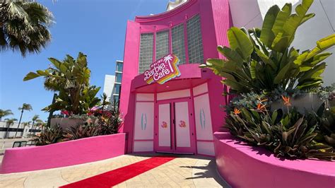 Malibu Barbie Cafe Pop Up Restaurant Now Open In San Diego Nbc 7 San