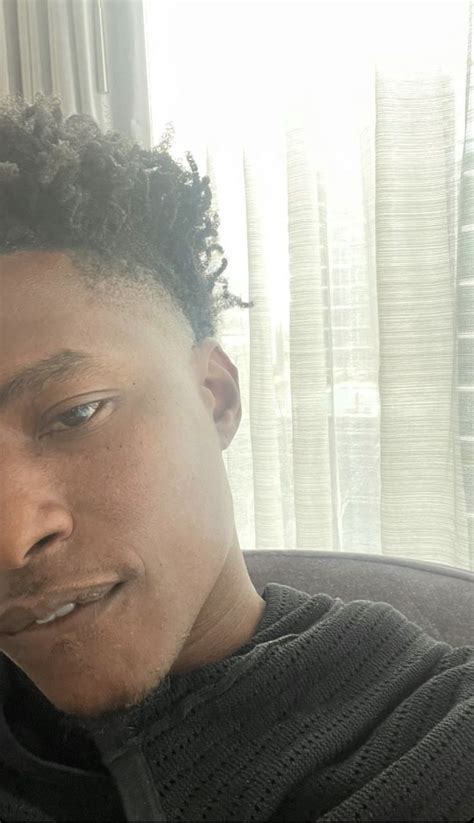 Pin On Lucky Daye Bae